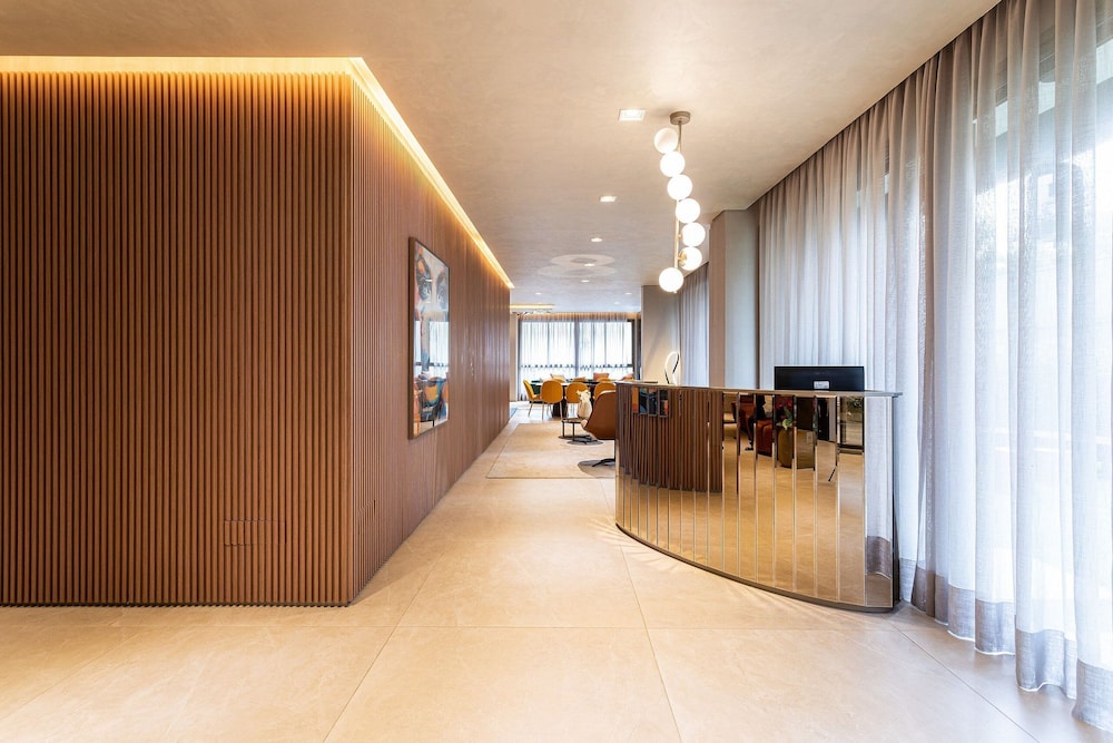 Predio Novo Com Piscina Proximo Ao Metro - São Paulo