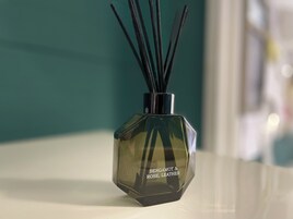 Televisor LED de 32 polegadas com canais digitais 