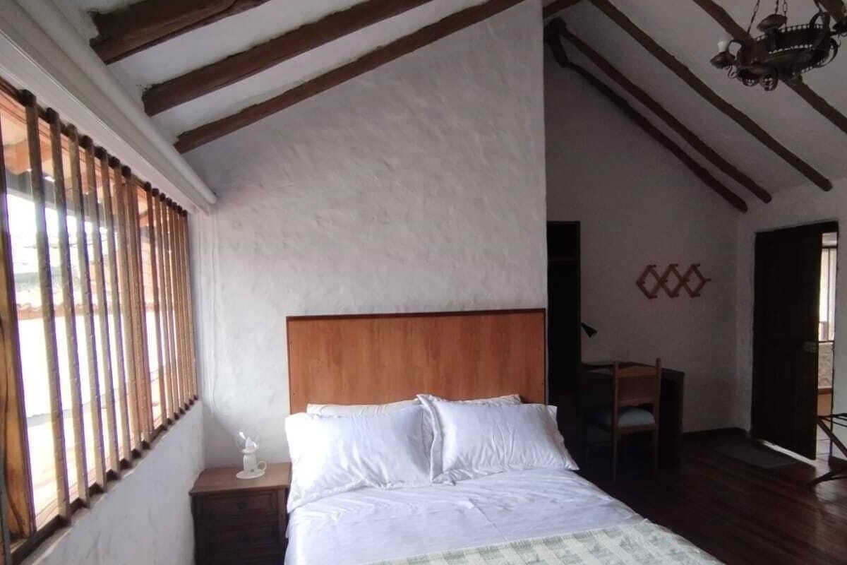 1 quarto, individualmente decorados, individualmente mobiliados