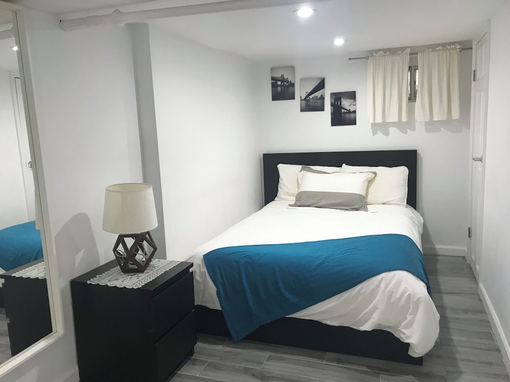 2-bedroom Apartment Steps To Flushing Meadows-corona Park - Bayside - Queens NY