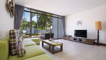 Villa Design, 3 quartos, vista para o jardim | Sala de estar