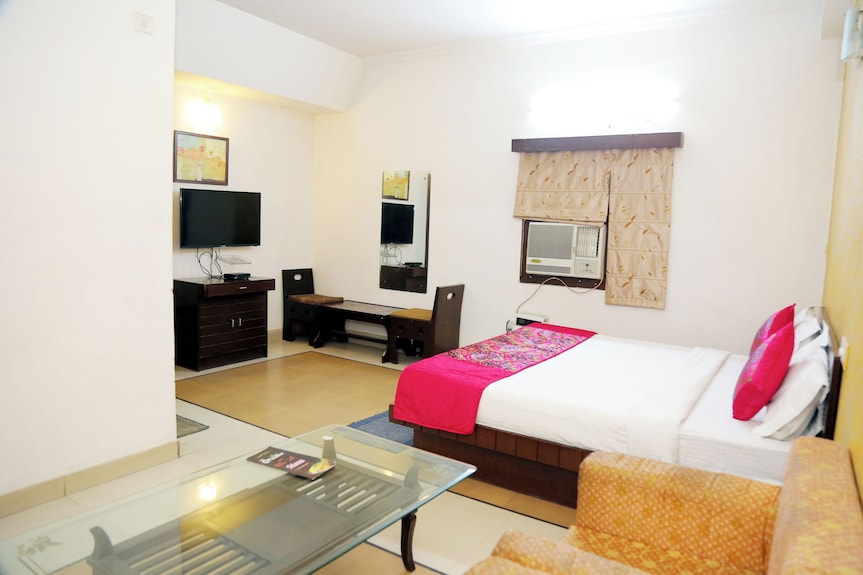 Family Suites Hotel Near Delhi Airport By Sai Group - Delhi