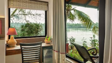 Vila, vista para o lago | Roupas de cama de algodão egípcio, roupas de cama premium