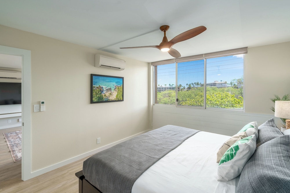 Oceanview Remodeled Across from Kamaole 3 Beach - South Kihei | Vrbo