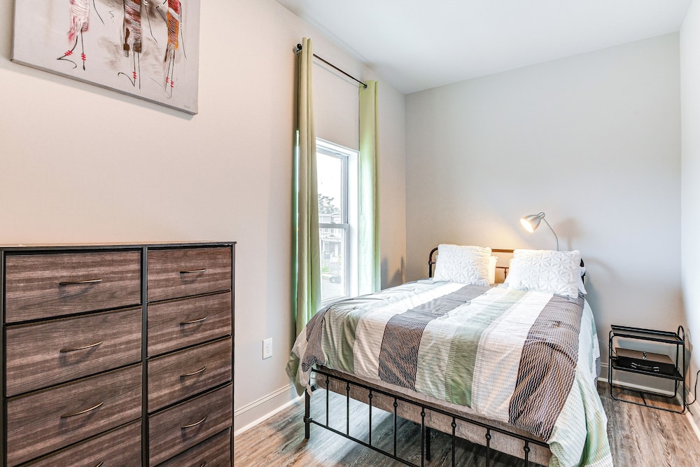 Baltimore Townhome W/ Private Rooftop Patio! - Towson, MD