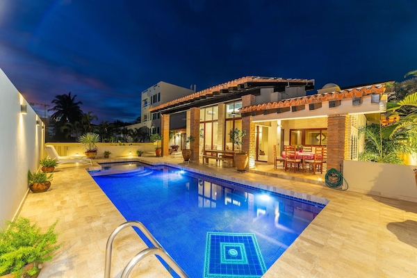 Villa | Piscina | Piscina exterior