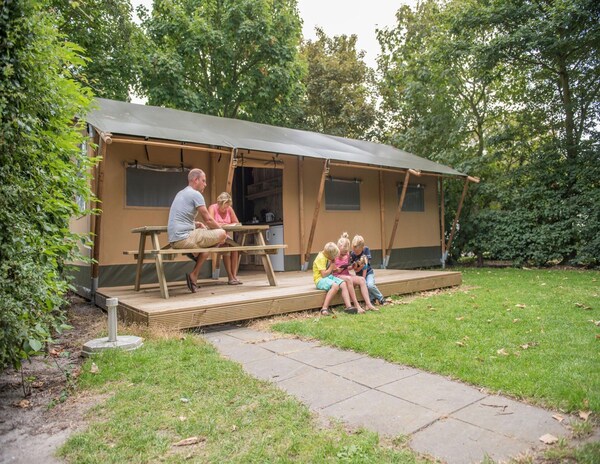 Forest Safari Tent Retreat - Brabant-Septentrional