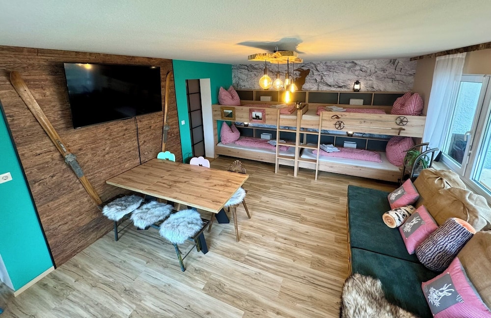 Zur Glücklichen Gams - Ferienwohnung Mit Hüttenvibes In Oberstdorf Für 1-8 Gäste - Oberstdorf