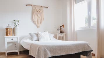 Quarto Clássico com Cama de Casal | Wi-fi grátis