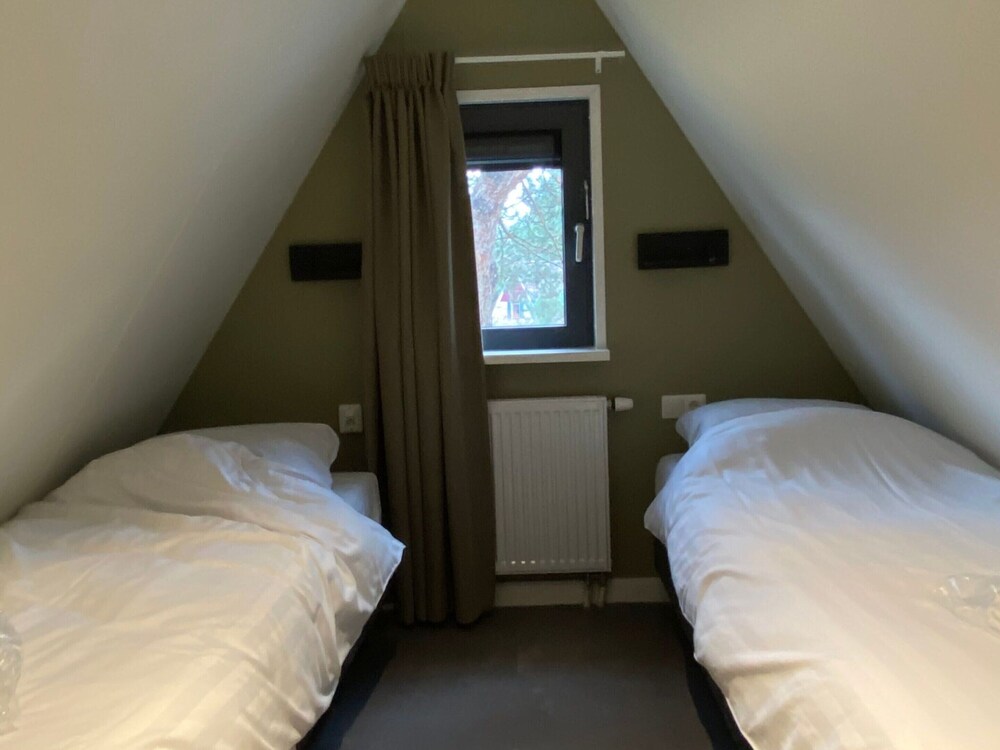Nice Villa With 4 Bathrooms, Near Vrachelse Heide - Breda, Netherlands