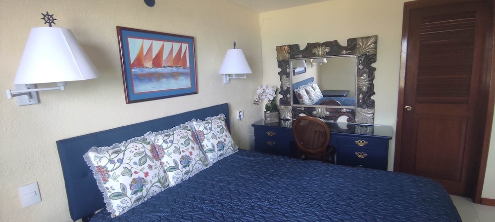 "We Welcome You At Our Lovely And Cozy Beach Front Studio In Beautiful Cancun" - Cancún