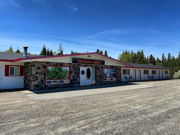 Wawa Northern Lights Motel & Chalets - Ontario