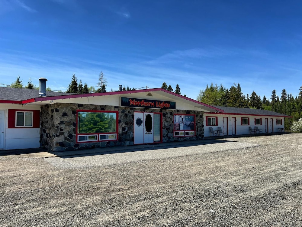 Wawa Northern Lights Motel & Chalets - Ontario