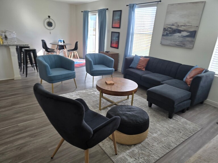 Spacious 5-bedroom House With Ac, Wifi Minutes From Texas A&m University - Bryan, TX