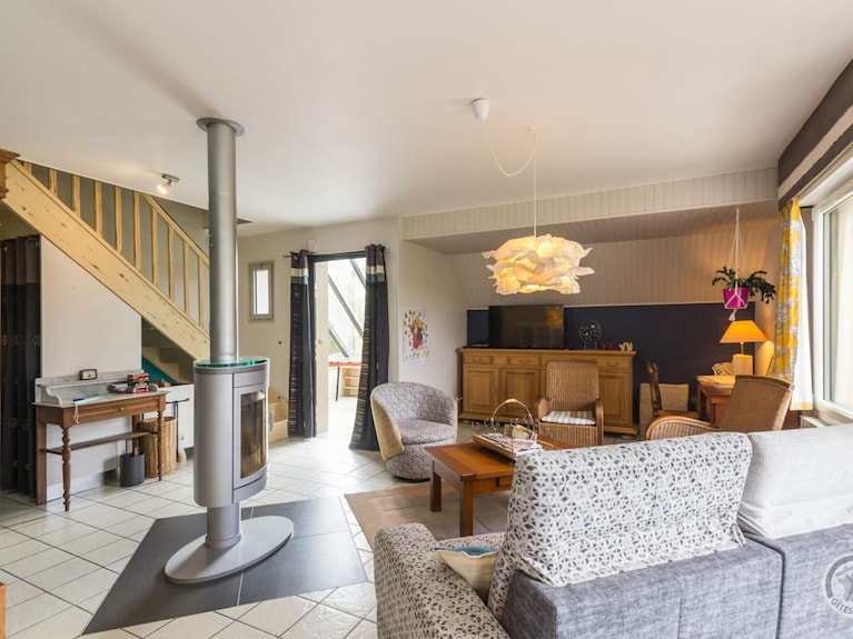 Cozy House With Enclosed Garden And Bikes In Le Neufbourg - Normandy