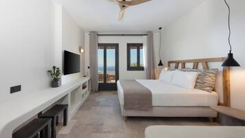 Quarto Executivo, varanda, vista para o mar | Cofre no quarto, com decoração personalizada