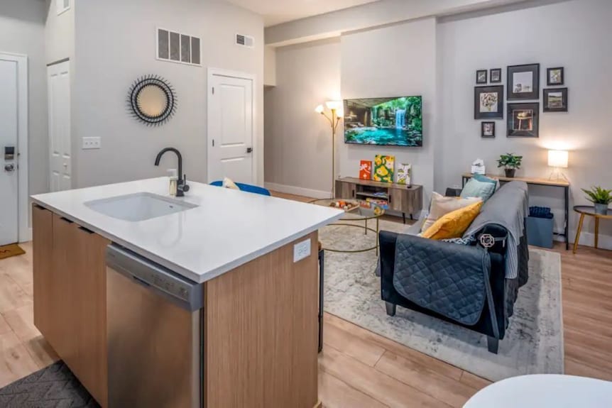 Prime Otr, Steps To Tql, Findlay Mkt, Light Rail, Wifi, 3 Lux Queen Beds, 55intv - Cincinnati