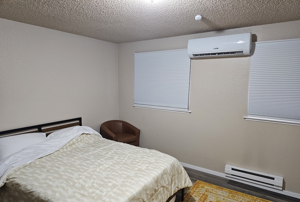 Marine View Townhouse - Langley, WA