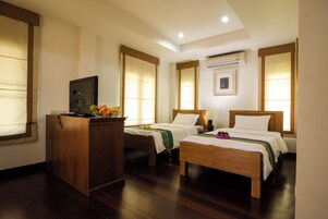 Quarto Twin Superior, vista para o jardim | Wi-fi grátis 