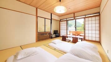 Quarto Standard, não fumadores, vista para a montanha (with shower) | Wi-fi grátis, roupa de cama fornecida