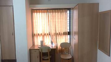 2 Bed Deluxe Non AC Room | Vista do quarto