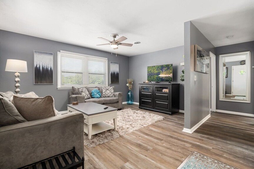 A Post-impressionist`s Muse: 2bd Close To Pia - 皮奧裡亞