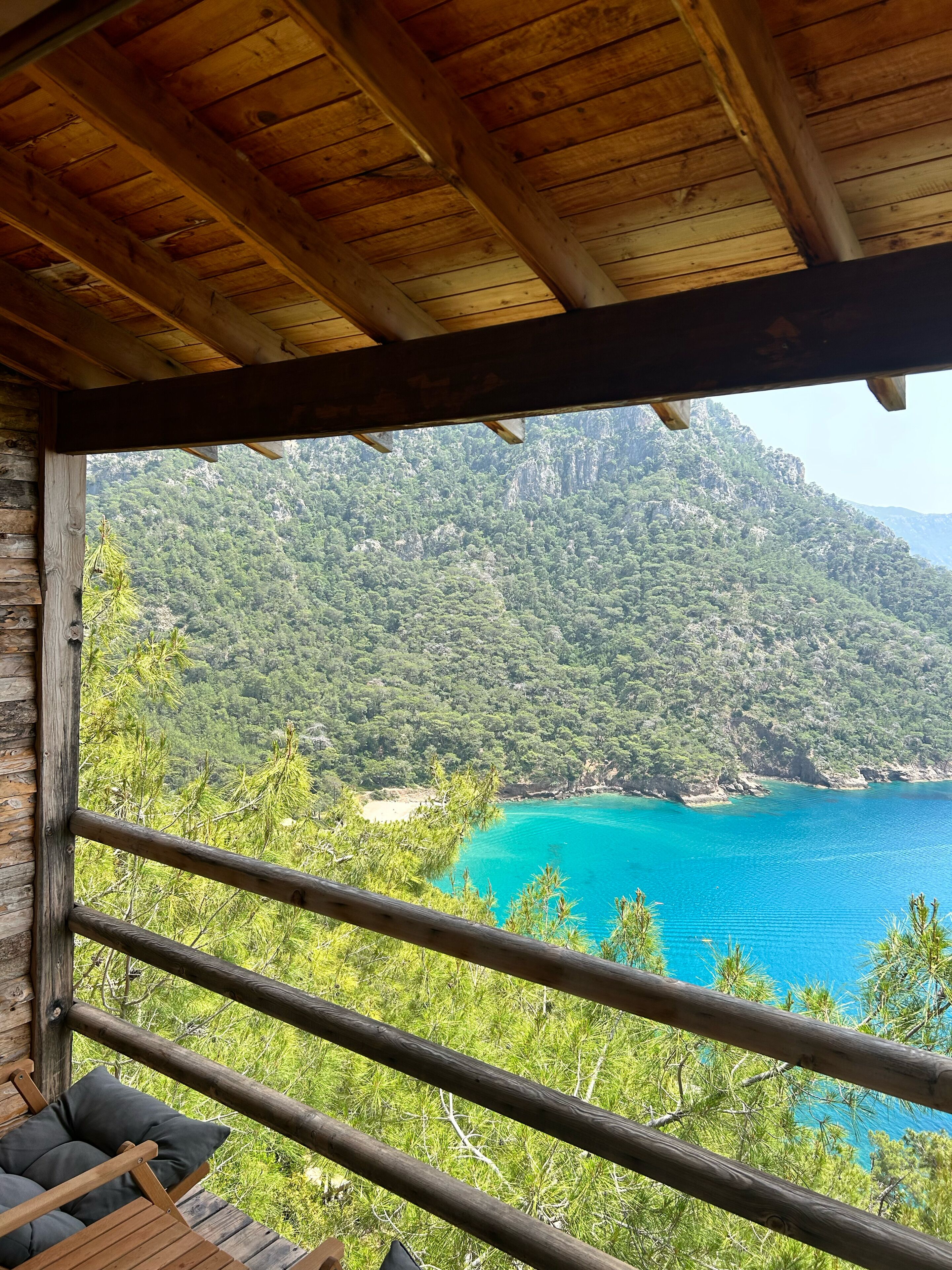 Rosa Evi | Vista para praia/oceano