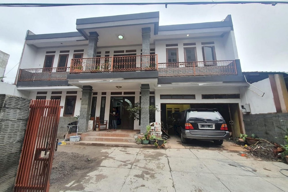 Oyo 94118 Homestayque Syariah - Cimahi