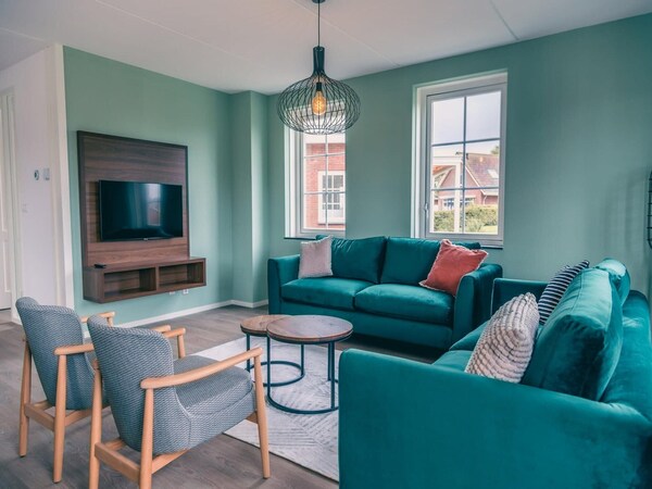 Sustainable Water Villa With Dishwasher, By A Lake - Medemblik