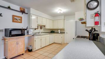 Casa (3 Bedrooms) | Interior