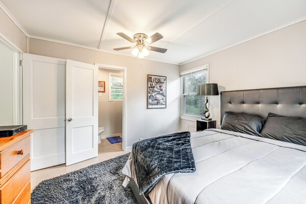 1 Mi To Robins Afb: Family-friendly Home! - Bonaire, GA