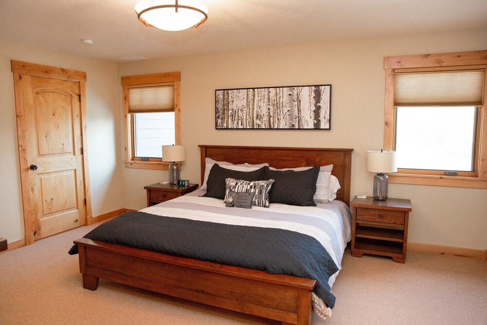 Teton Springs Luxury Home Golf Course View Close to Jackson Hole/Grand ...