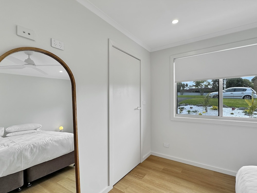 2-bed Beach Haven With Garden & Alfresco Dining - Malua Bay