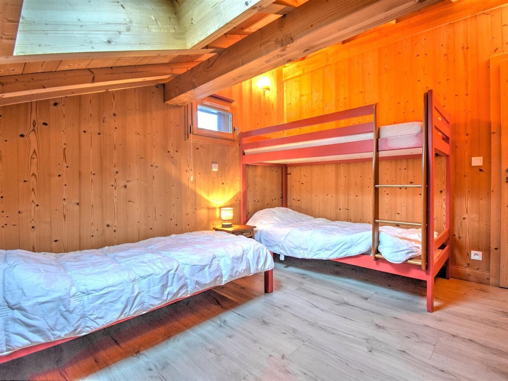 Stunning Brand New Chalet In Quiet Area, 400m From Free Shuttles, Close To Center And Ski Lifts - Abondance