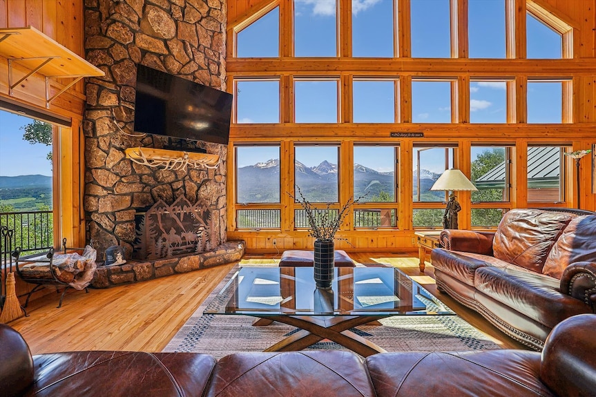Hamilton Creek Cabin: Silverthorne Cabin - Private Hot Tub - Great Views - Dillon, CO
