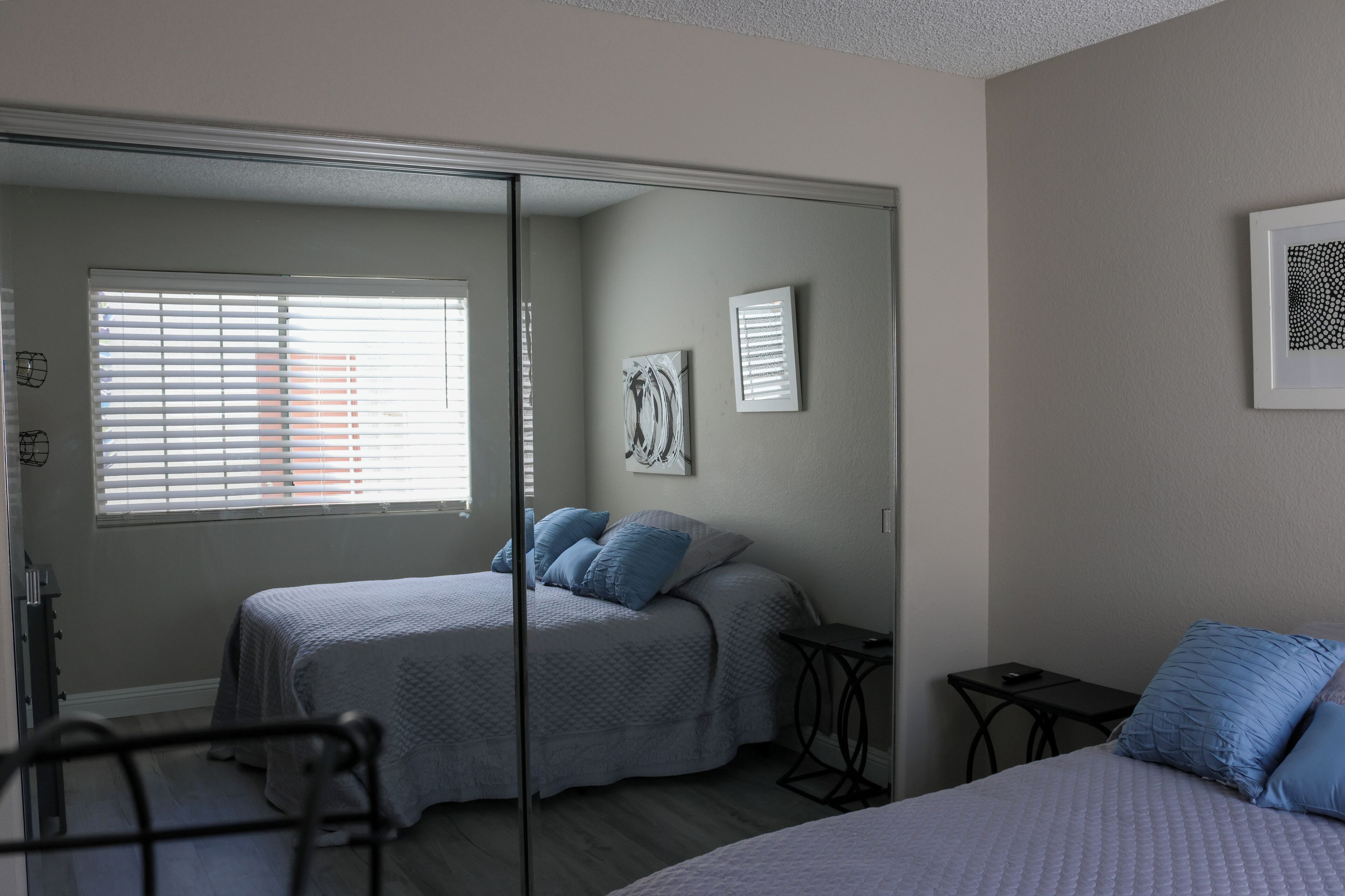 Cozy 2-bedroom Condo! Your Home Away From Home In Sunny Las Vegas!!! - Las Vegas, NV