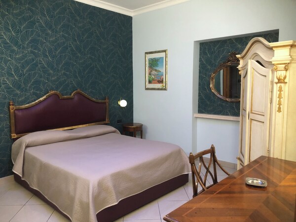 Hotel Serena - Naples