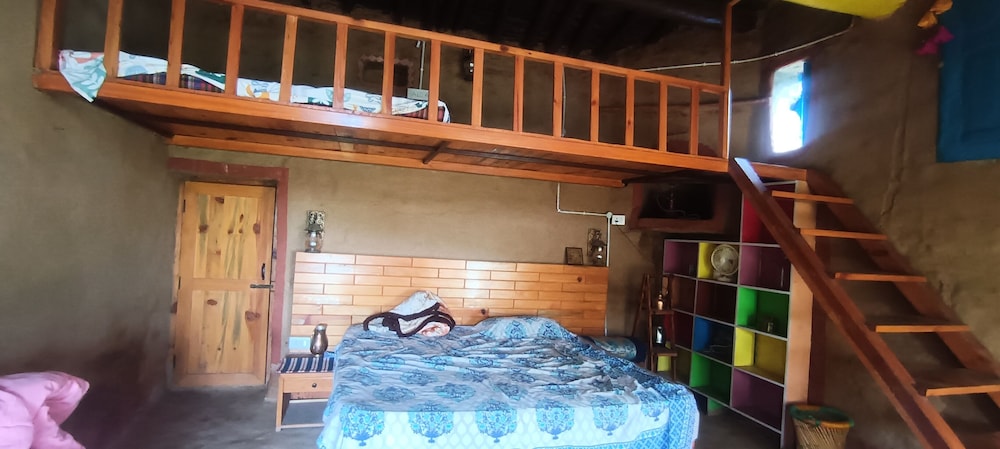 Superb 6-bedroom Farmhouse In Mukteshwar With Fitness Room, Wifi - Mukteshwar