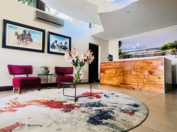 One O Eight Boutique Hotel - Boksburg