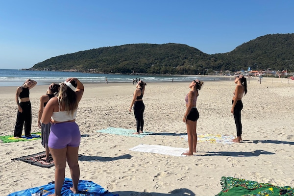 Perto da praia, praia de areia branca, 4 bares na praia