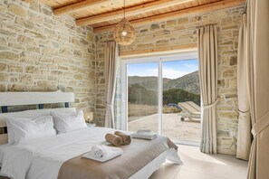 Vila, para fumantes | 2 quartos