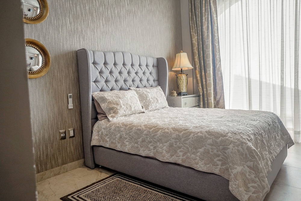 Luxury Apt With Balcony L León Gto - León, México