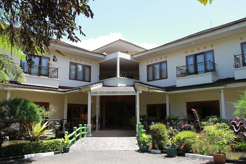 Resort Prima Cipayung - Cisarua