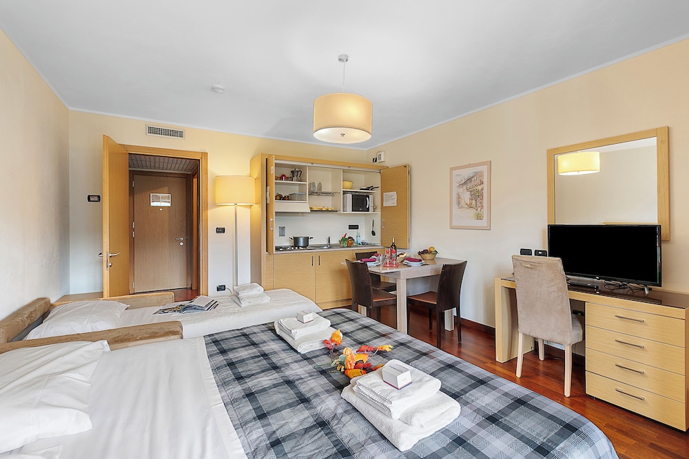 Baita 6 - Balcony Studio 104, Bardonecchia, Italy - Bardonecchia