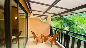 Quarto Duplo Superior | Sala de estar | Televisor de 32 polegadas com canais por cabo
