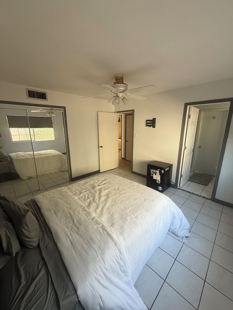 Book Your Stay at Del Monte an Ultimate Private Retreat Near the Las ...