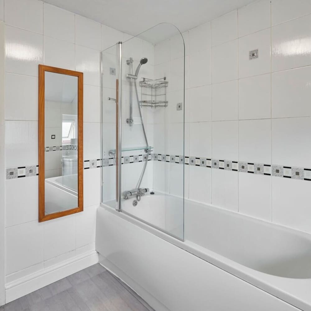 Host Stay Church Street - Leigh Sports Village