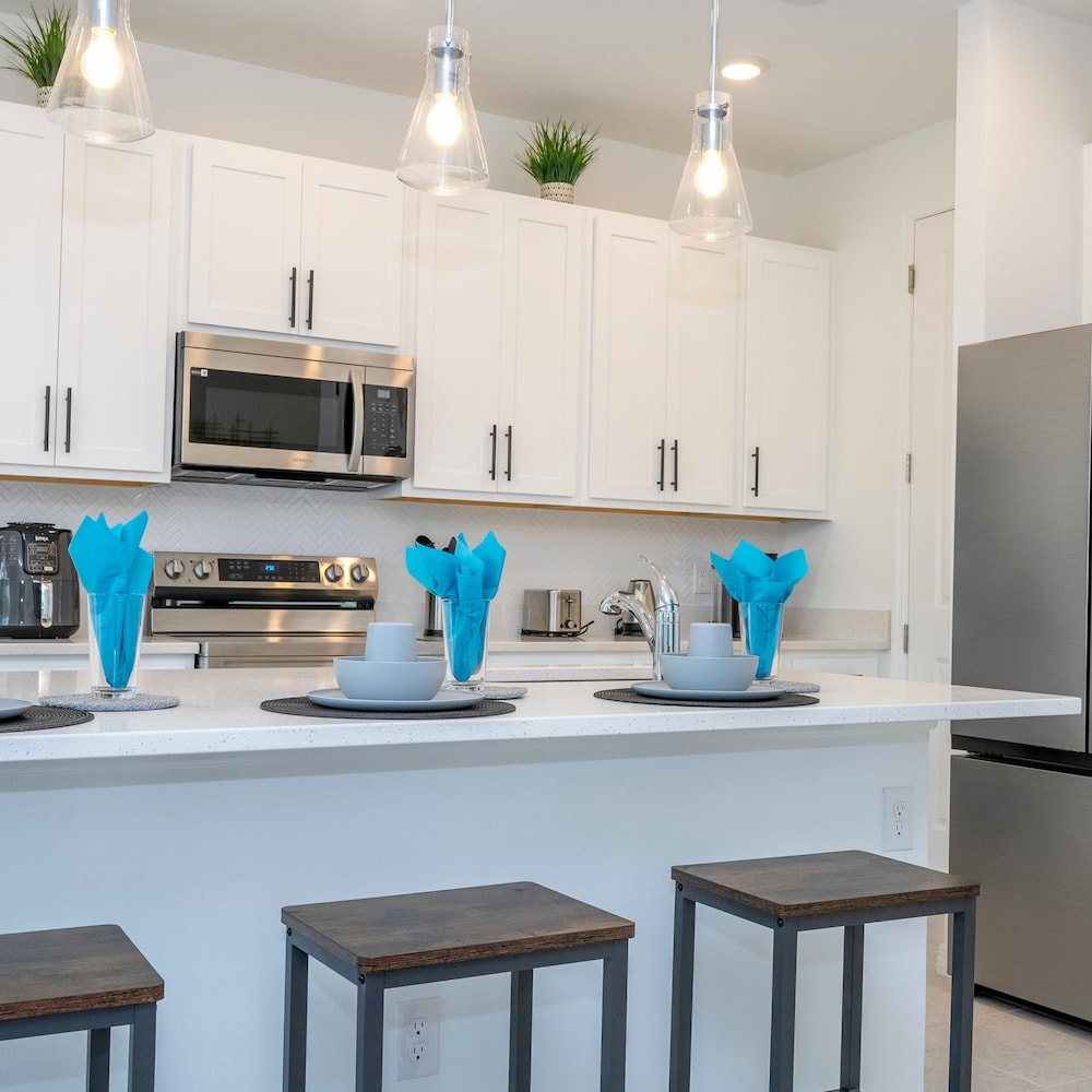 Cozy 3bd With Free Waterpark At Enclaves At Festival 713 - Davenport