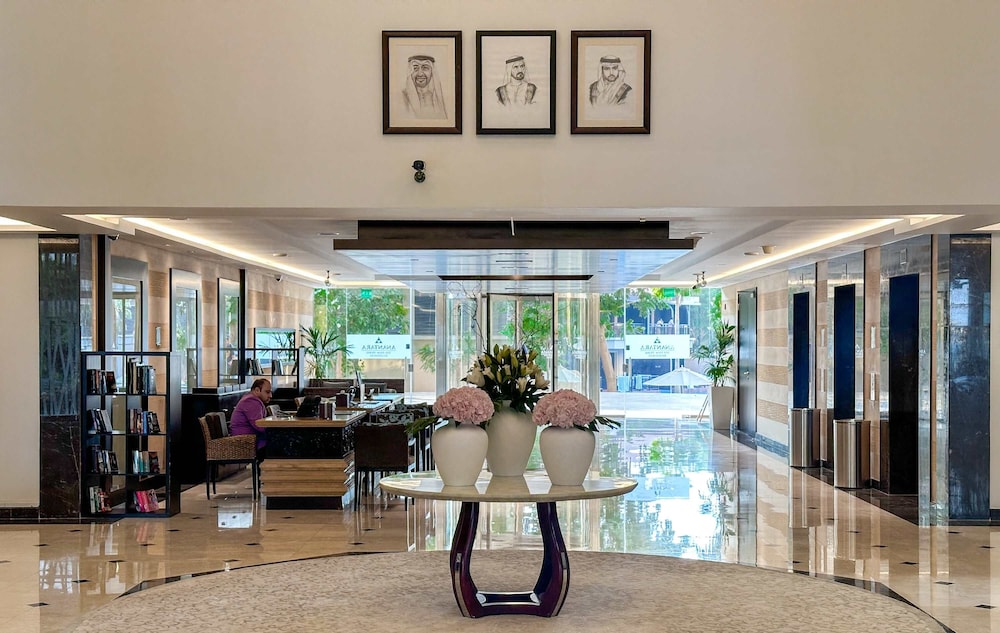 Elegantly Renovated 1br Apartment At 5 Star Resort - Dubai