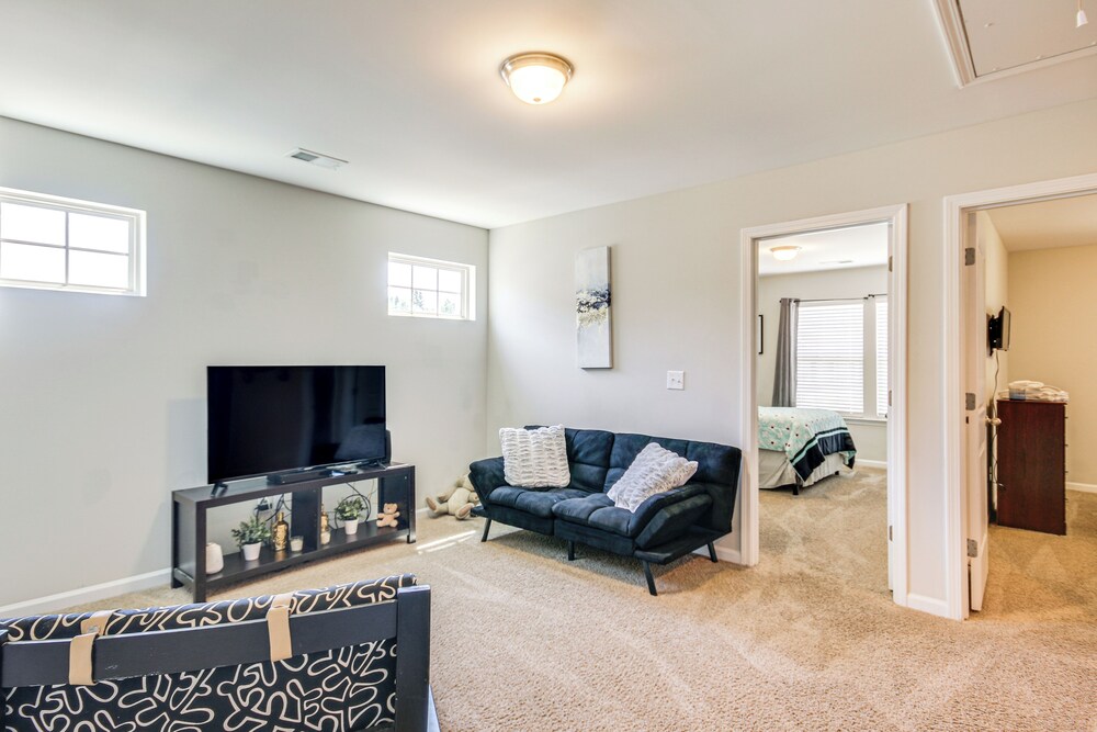 Spacious West Columbia Home W/ Patio & Grill! - Swansea, SC